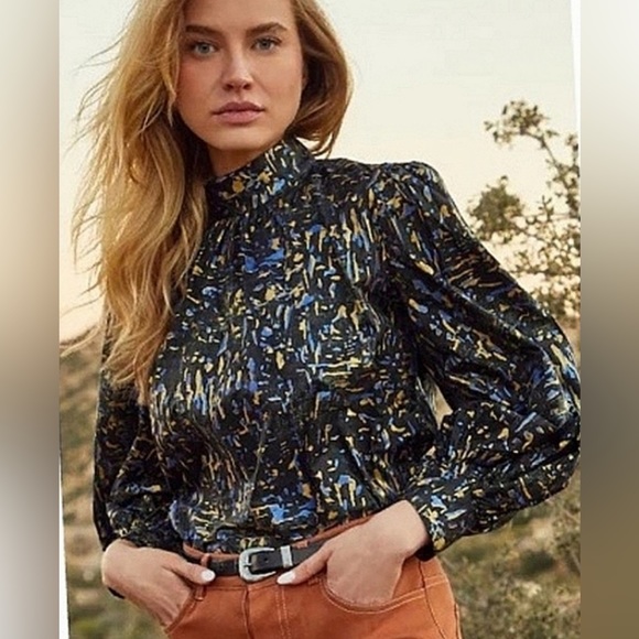 HUNTER BELL | Tops | Hunter Bell Lovett Balloon Sleeve Blouse | Poshmark